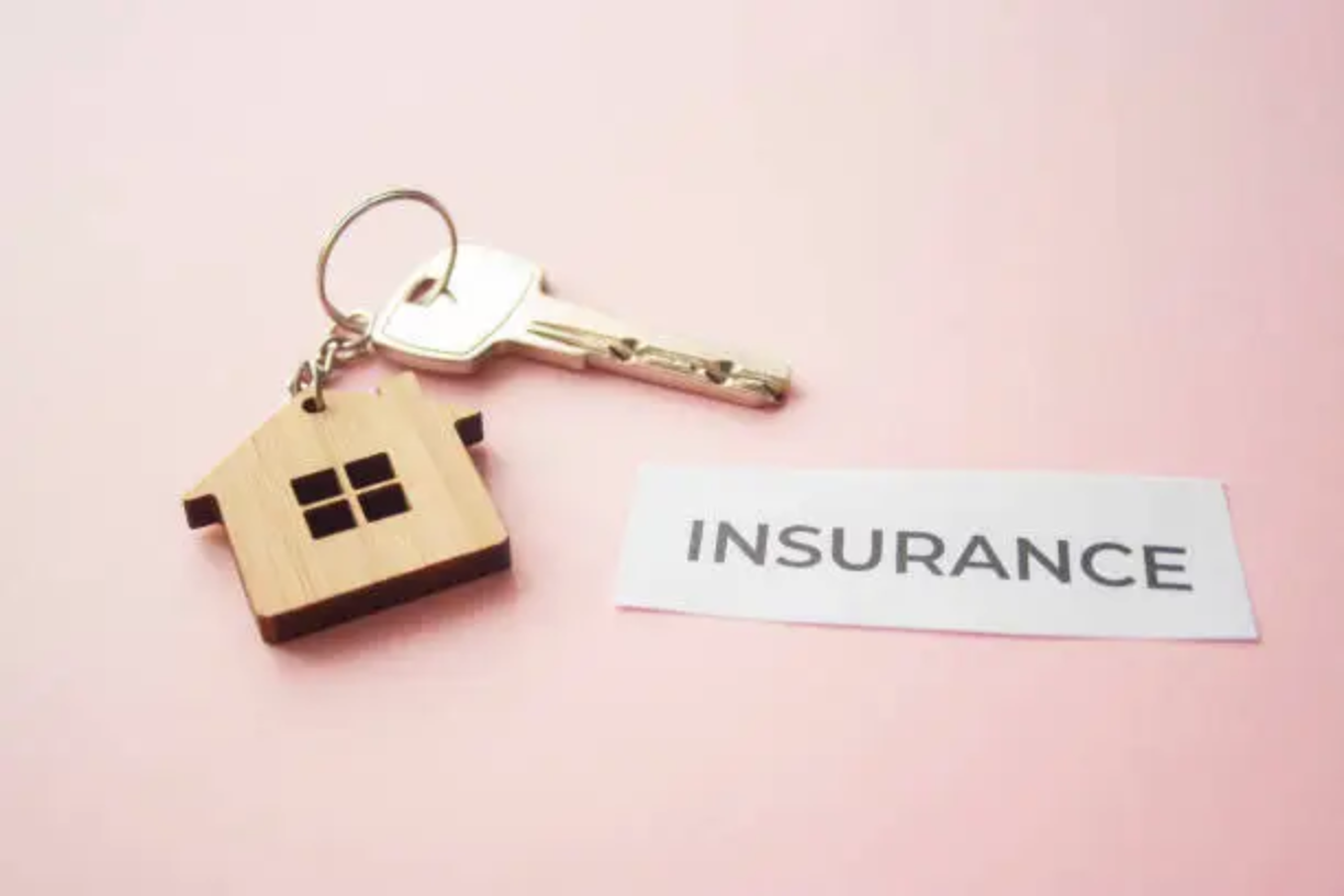 Quebec Title Insurance Explained: Risks, Coverage & How to Buy